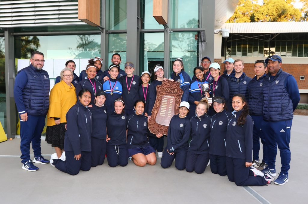 Meriden girls sweep Tildesley Tournament | Meriden